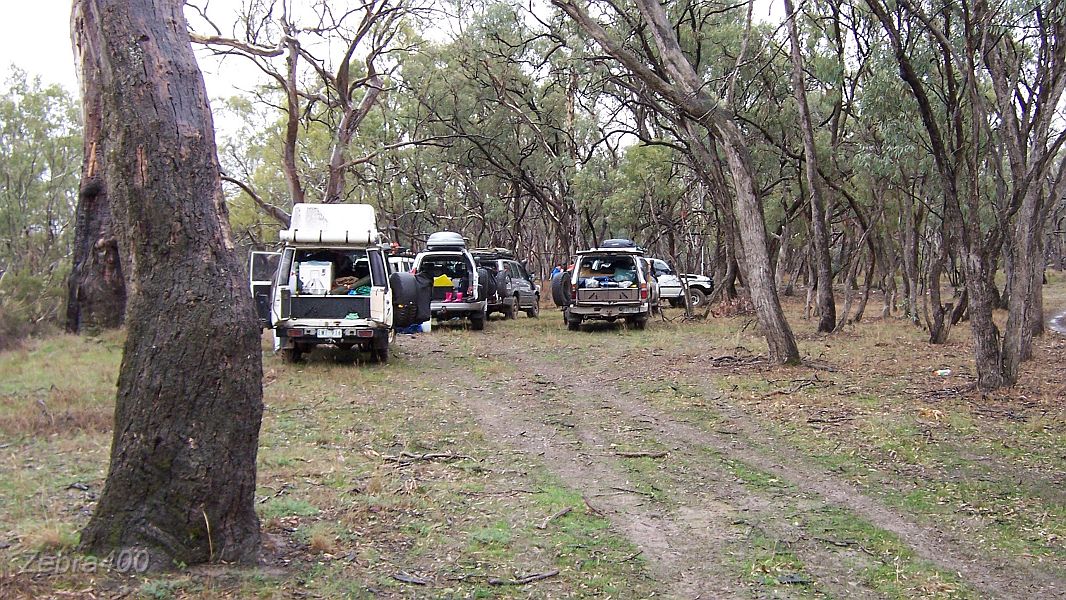 2008-06-Sands of the Little Desert/31-Lunch on the Wimmera River in ...